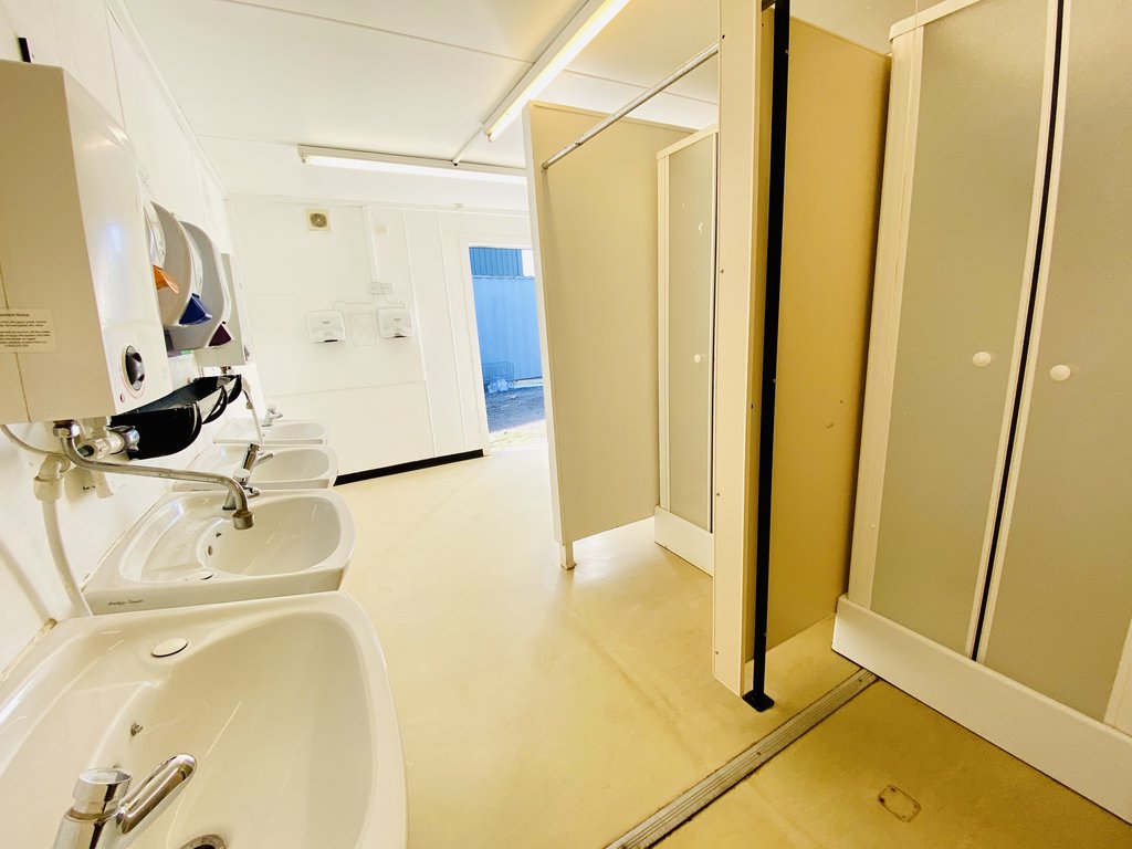 The Benefits of Portable Shower Blocks and Toilet Blocks