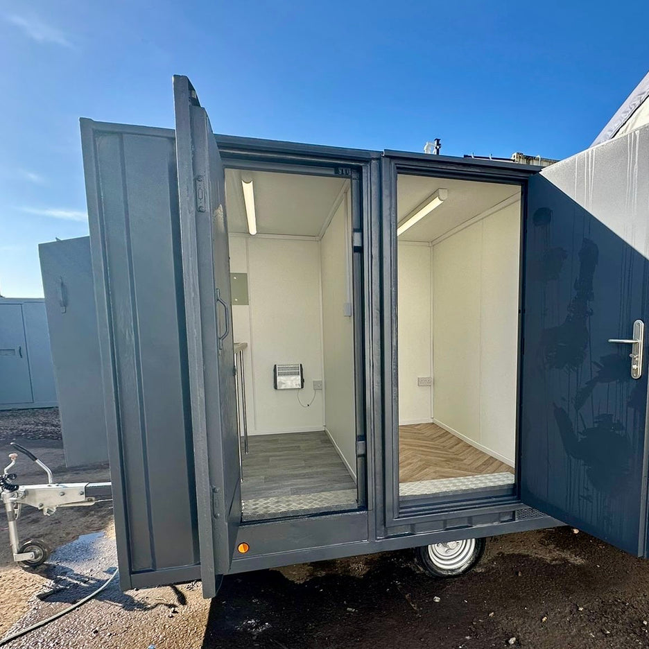 Towable Mobile Welfare Groundhog| selfcontained welfare with generator ...