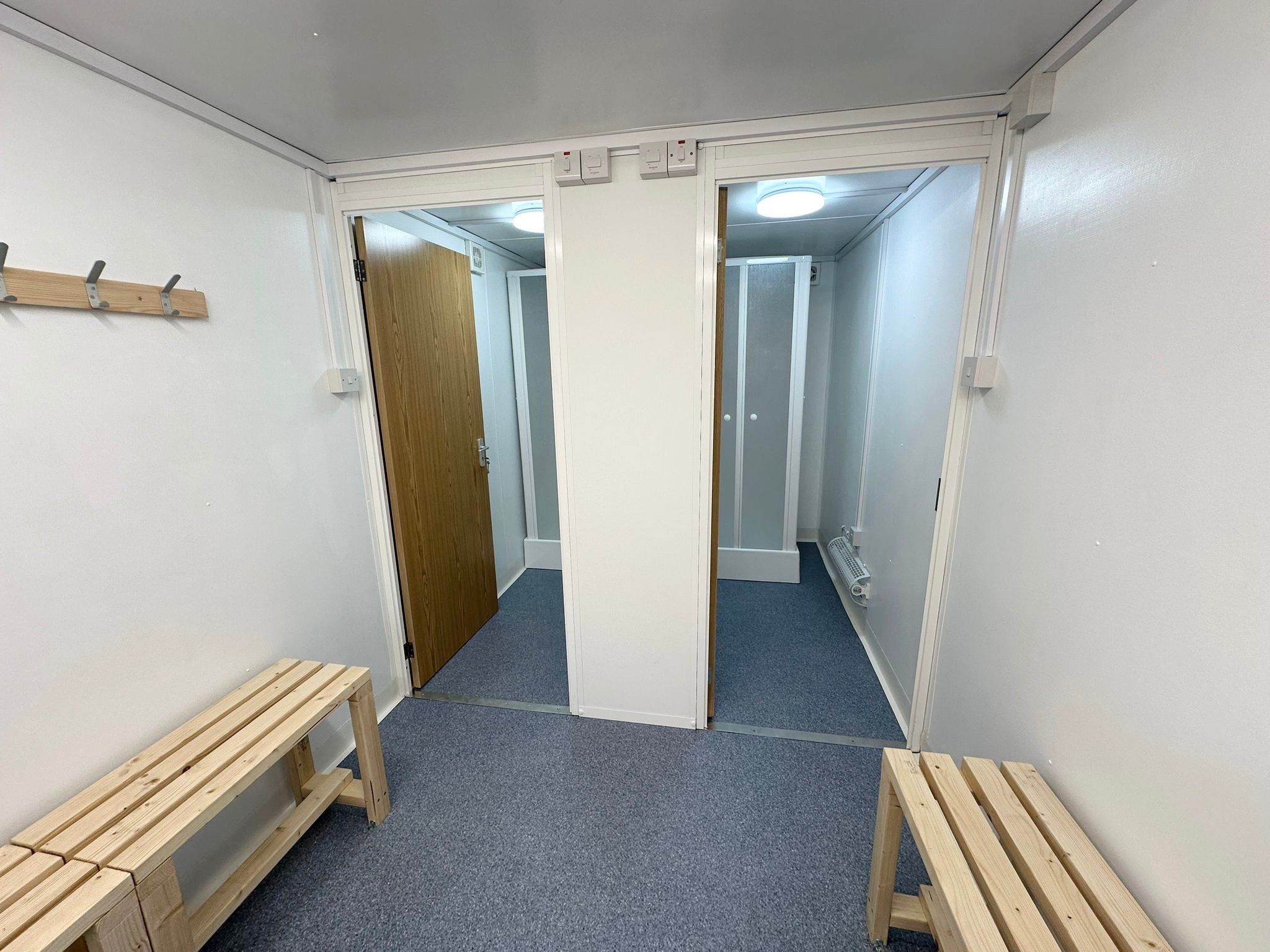 21x8ft | CUSTOM | Cabin / Container |Shower / Changing Block | Portabl