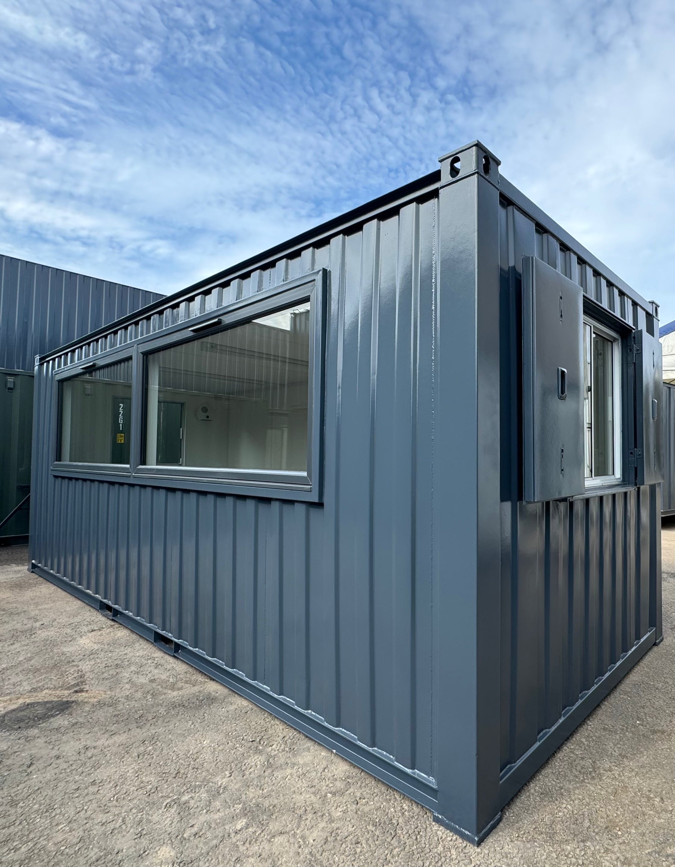 21 x8ft | CUSTOM Cabin | Office / Canteen | Picture Windows | Portable