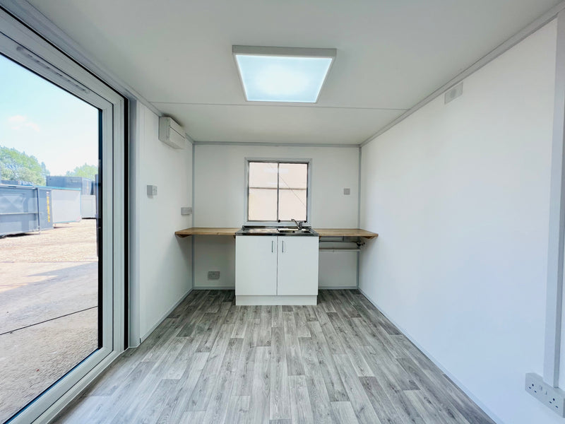 No 909 | 24x9 ft | The Cabin House | Portable House Conversion