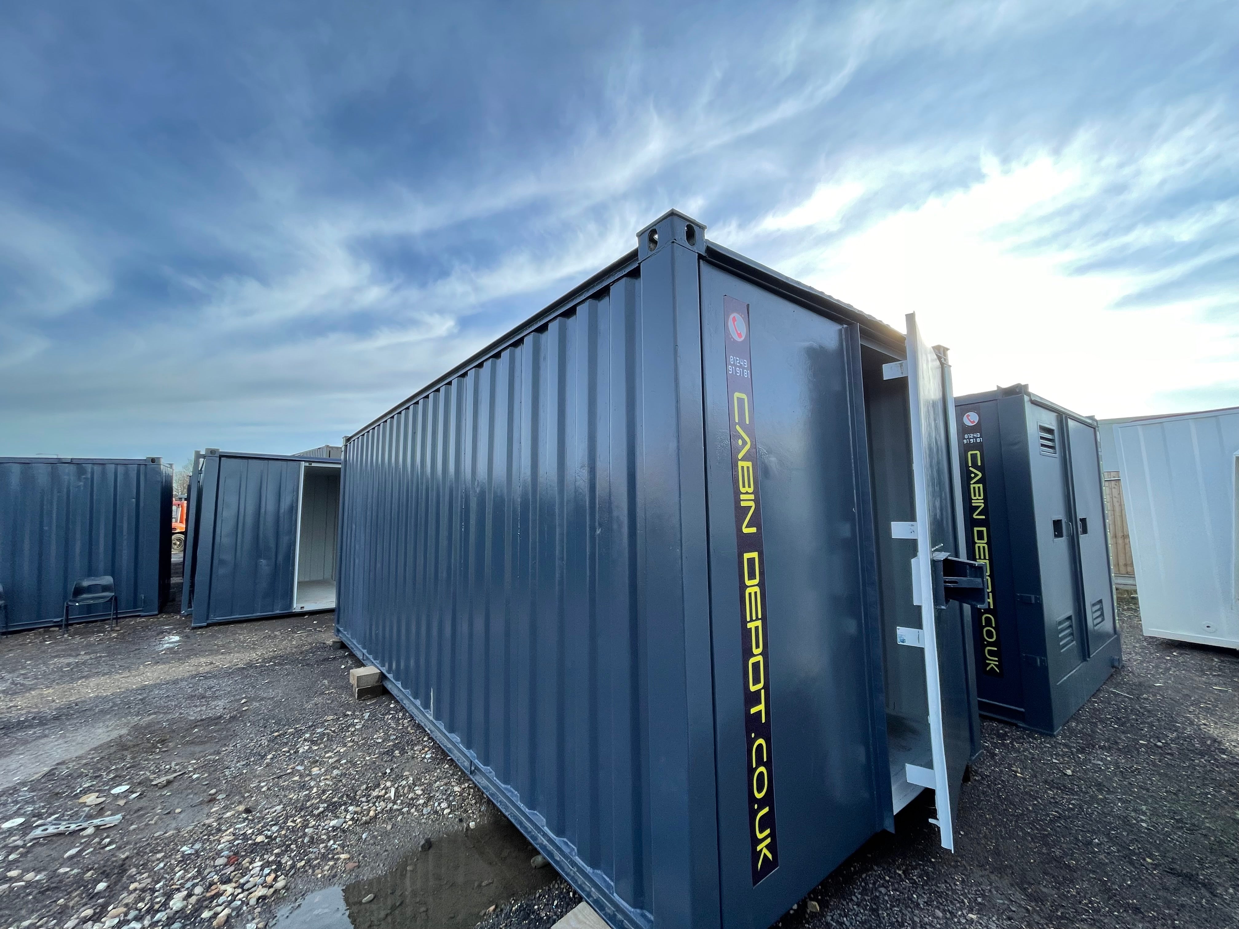 21 Ft Secure Storage Containers